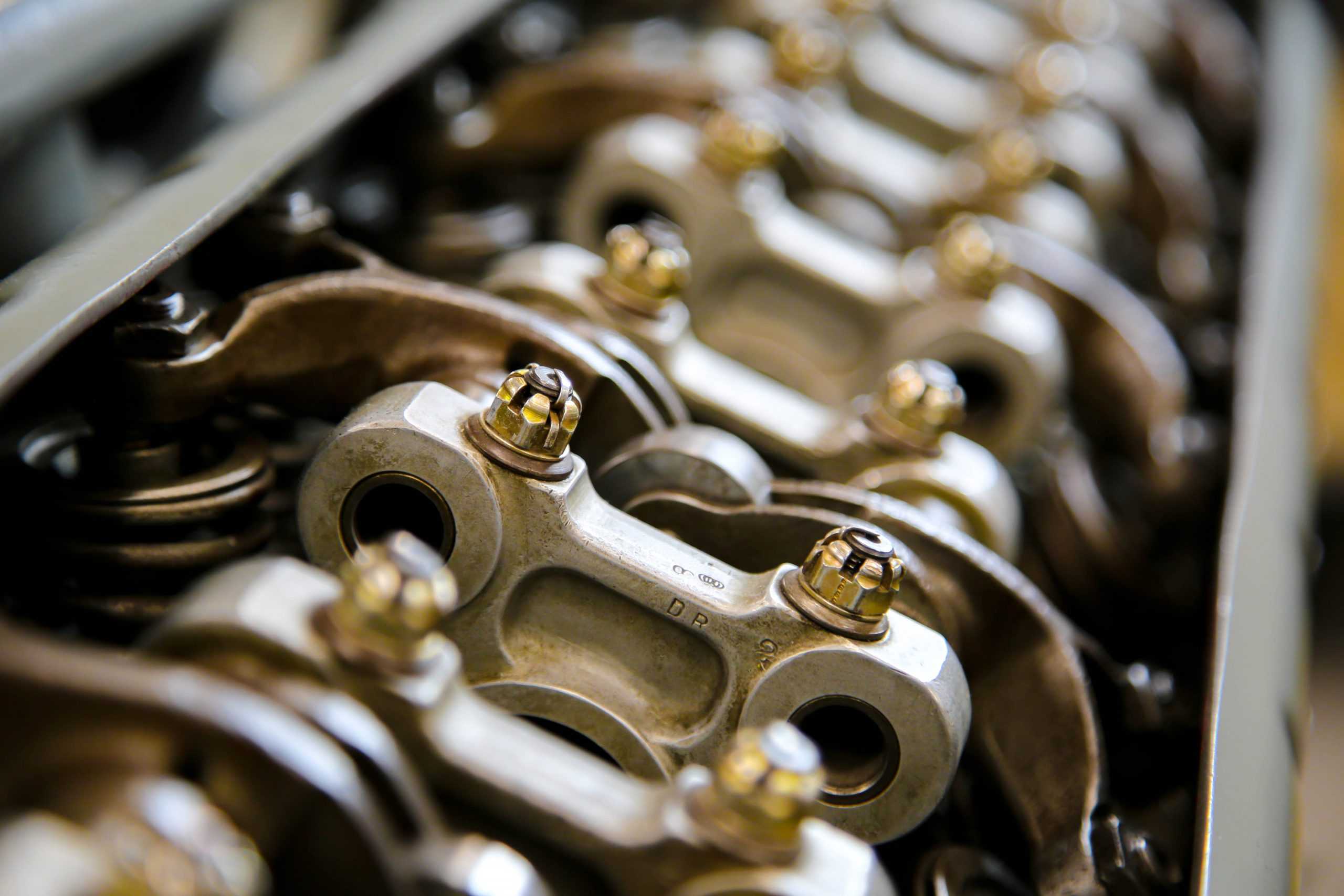 Aviation Maintenance Technology - AMT Program in Denver, CO